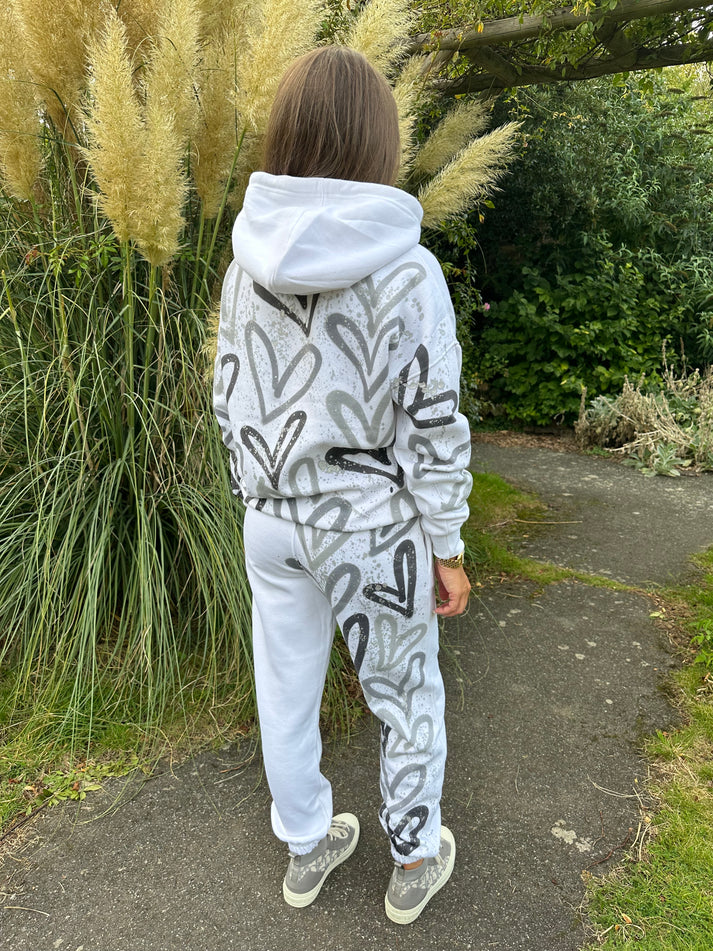 Grey heart tracksuit🩶🤍🫶🏽 – littlefootprintss