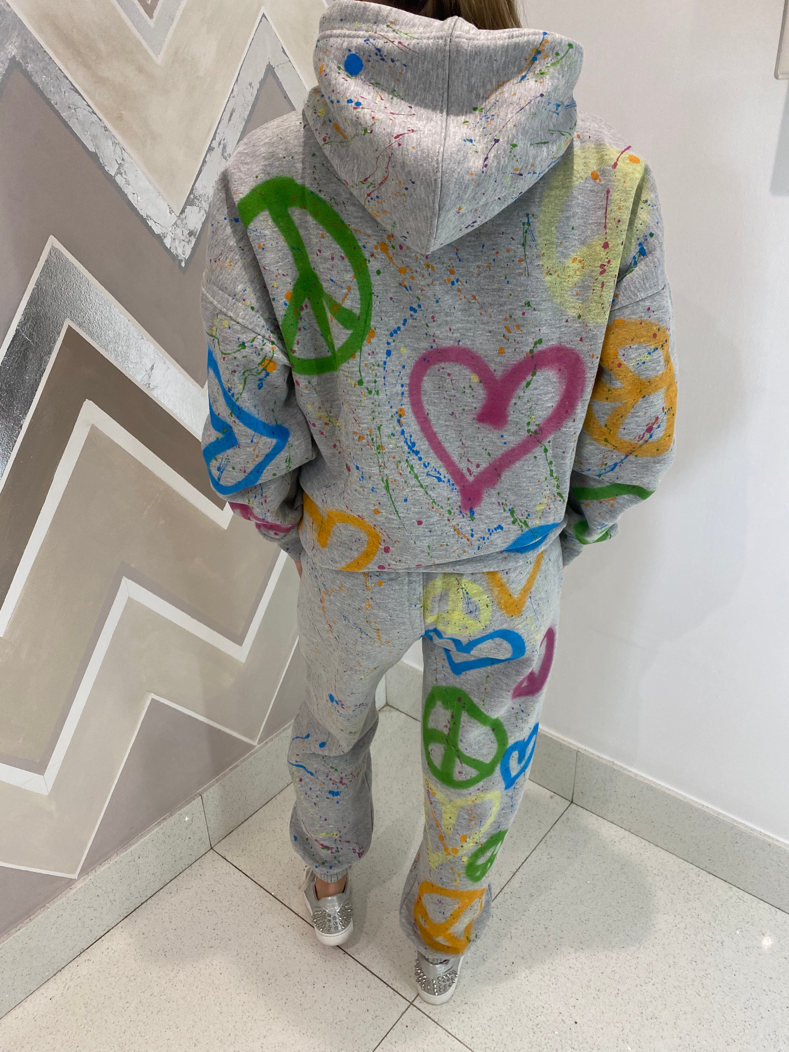 Peace+love tracksuit💚☮️💗 – littlefootprintss